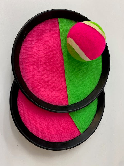 Velcro Ball and 2 Catchers – Kidzstuffonline